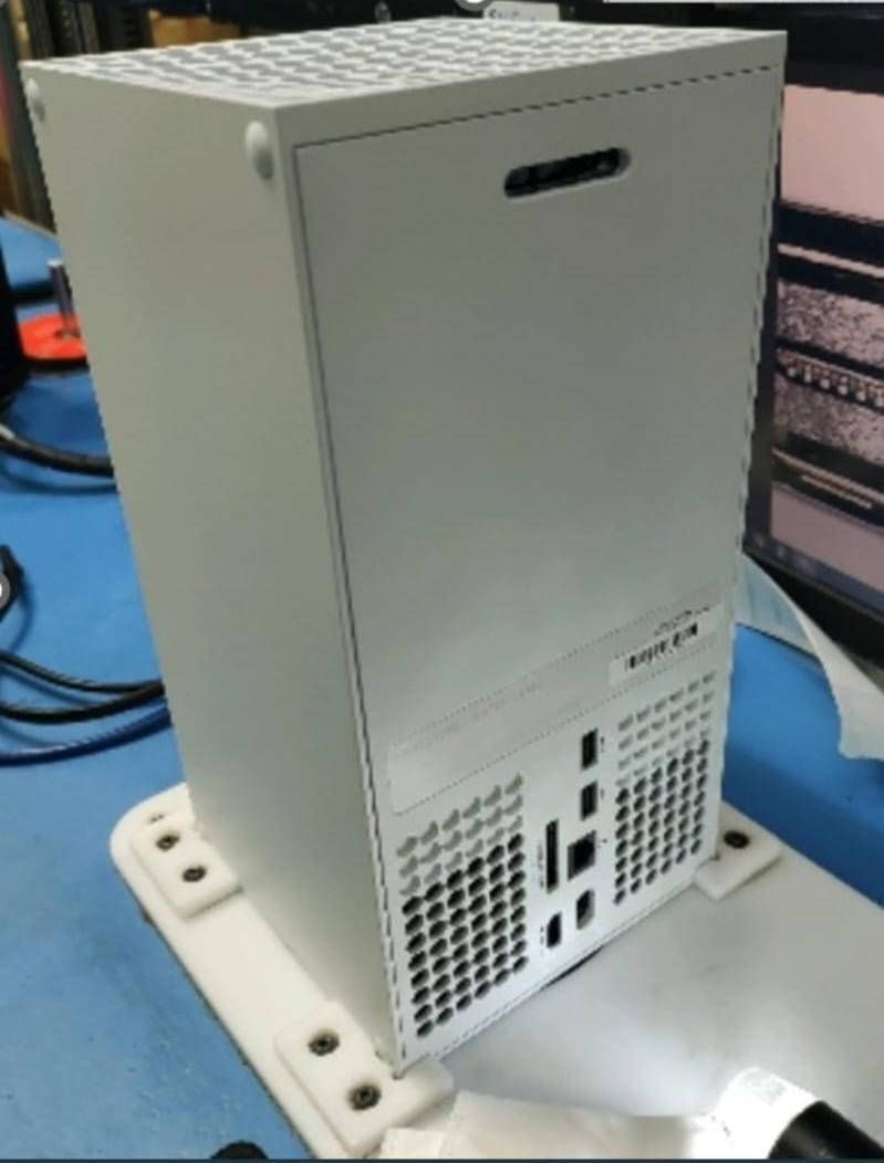Images of the White, All-Digital Xbox Series X Have Leaked Online